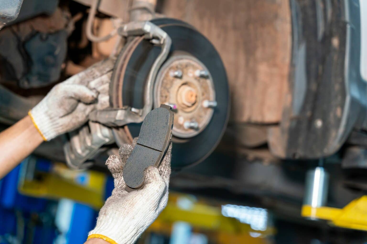 Are Your Brakes Going Bad? | 8 Signs to Watch For Brake Repairs